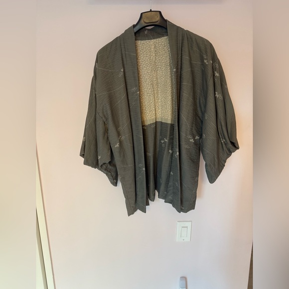 Tops | Vintage Japanese Kimono Grey Leaves One Size Haory Silk Inside ...